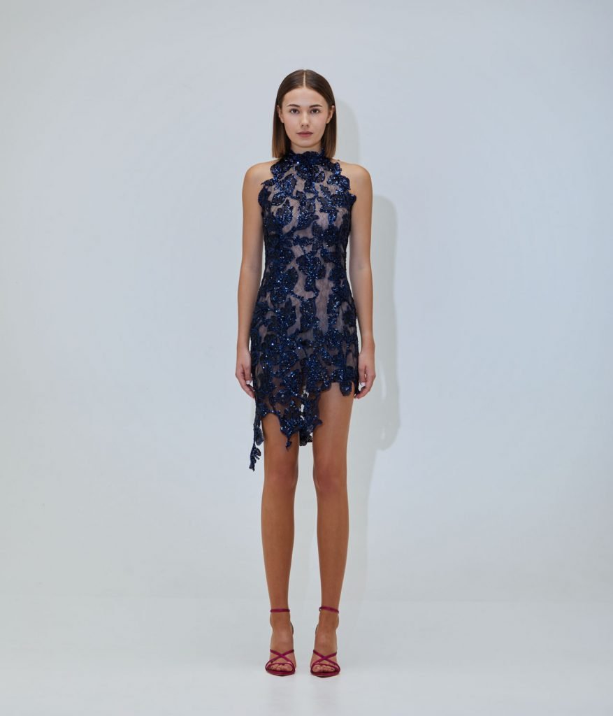 Vestido largo escote bardot cuello halter seda - Ze García